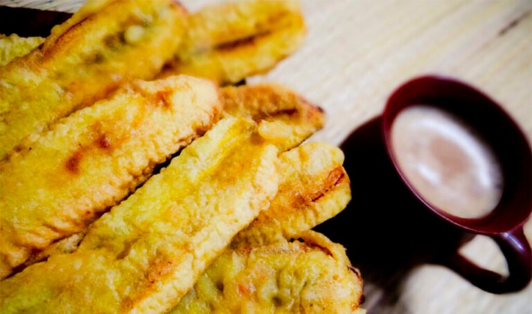 Perfect Pazham Pori Recipe: Kerala-Style Banana Fritters - Herbsjoy.com
